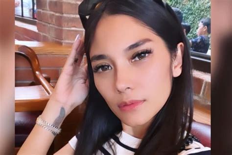 Foto Profil Dan Biodata Model Garneta Haruni Halaman 1