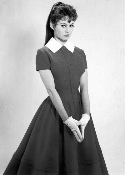 Brigitte Bardot 1957 🎞 Tumbex