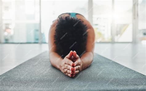 Premium Photo Yoga Arm Stretching And Prayer Hands Of A Black Woman