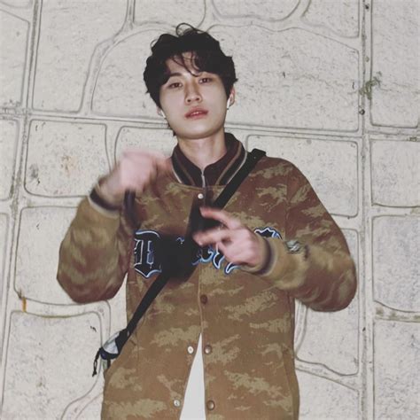 동묘빈티지룩 Kream