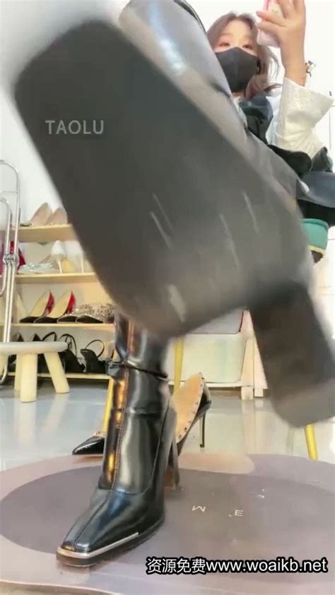 S女王长靴视频收录 on Twitter 白桃S第一视角 寸止贴脸过膝皮靴铆钉华伦 完整版已上传到 Telegram长靴2群 有