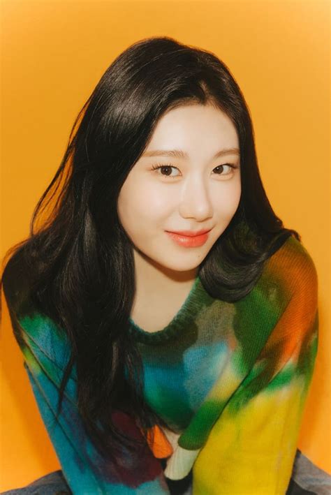 Itzy Pics On Twitter Itzy Star Girl Kpop Girls