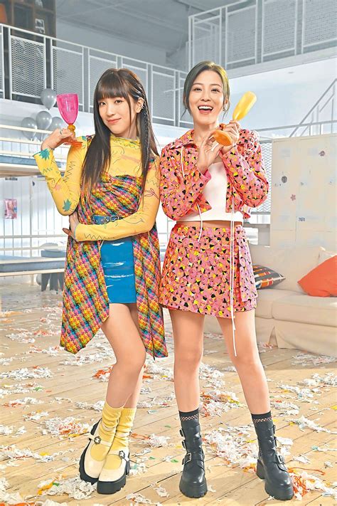 卓文萱枕頭大戰梁舒涵 妝髮照樣美 觸美人