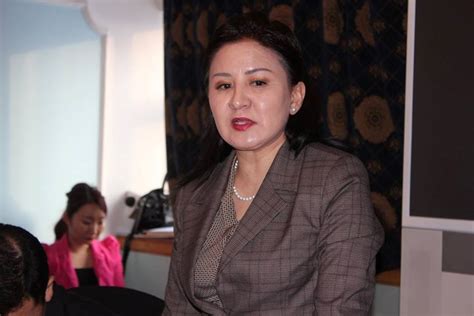 Нарийн мэргэжлийн эмч нарыг гадаадад бэлтгэнэ