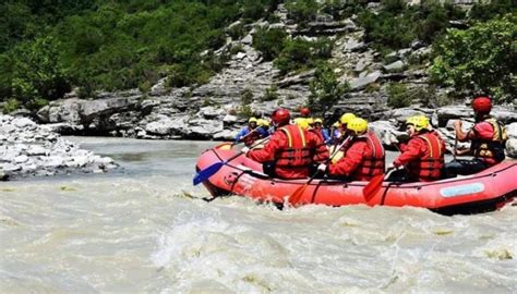 Kanionet E Osumit Destinacioni I Duhur Për Aventurën Rafting Pozitivi