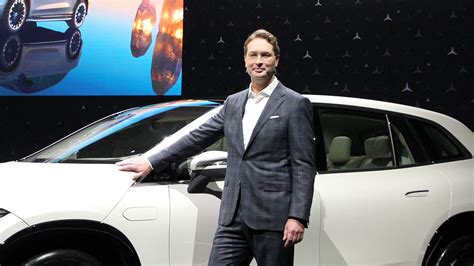 Chinese Market Is Main Driving Force For Mercedes Benz Ceo Cgtn