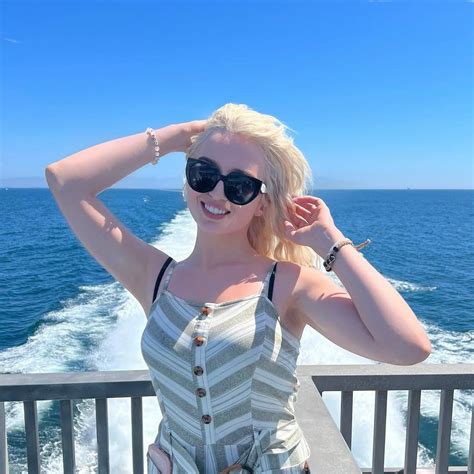 Lexi Lore