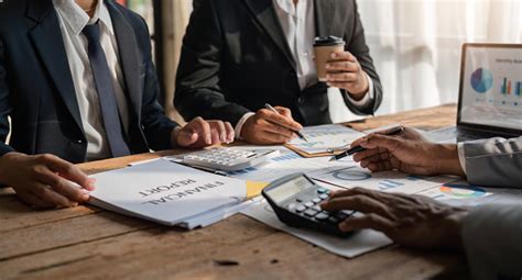 비즈니스 컨설팅 회의 작업 및 브레인스토밍 새로운 비즈니스 프로젝트 금융 투자 개념 분석 Group A에 대한 스톡 사진 및