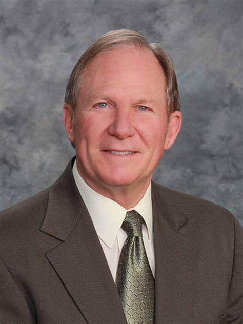 Romey To Retire From Cnb