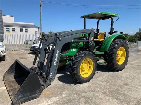 2016 John Deere 5090e Mfwd Tractor Plus Quicke X56 Loader Tractors