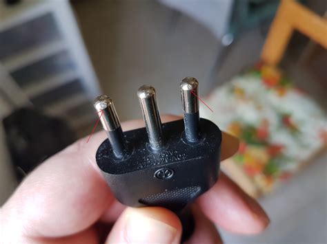 Laptop Charger Plug Getting Scorched And Blackened Do You Have The
