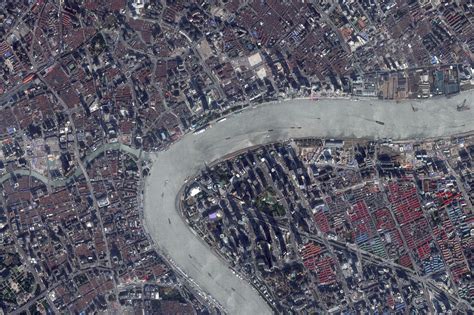 Evaluating The Effect Of Scale In Urban Flood Inundation Modelling Fathom