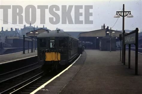 35mm Slide Br British Rail Electric Emu Class 405 4108 Clapham Jct 1965 Original £4 39 Picclick Uk