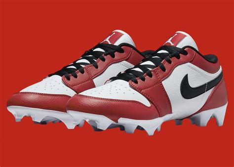 Air Jordan 1 Chicago Football Cleats