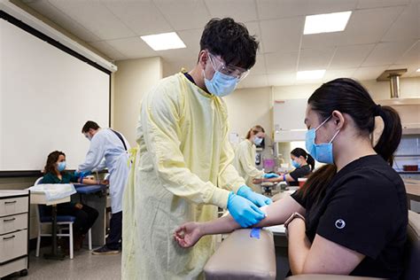 Ophthalmic And Optometric Assisting