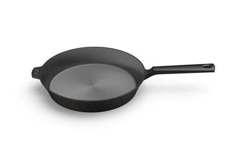 The Stur Cast Iron Skillet Green Product Award