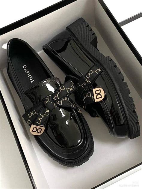 مدل کفش ورنی زنانه؛ جدید ترین مدل های کفش زنانه برای عید 1403