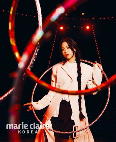 Itzy Ryujins Marie Claire Korea December 2025 Editorial A Bold Aura