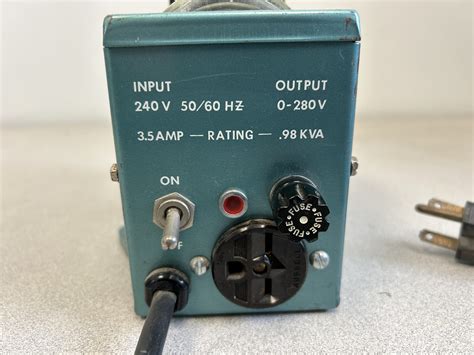 Staco Energy Model 3pn1020v Variable Autotransformer Équipements Capi Staco Energy Model 3pn1020v Variable Autotransformer Équipements Capi