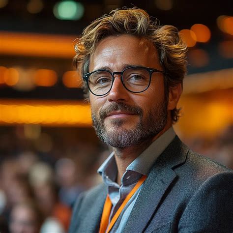 Keynote Speaker Development Mastery Tricks