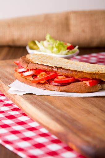 에게 해 마을에서 전통 터키 패스트 푸드 아이발릭 토스트 각도에 대한 스톡 사진 및 기타 이미지 각도 감자 요리 감자 칩 Istock