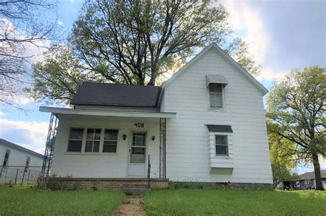 908 Main St Stewartsville Mo 64490 Redfin