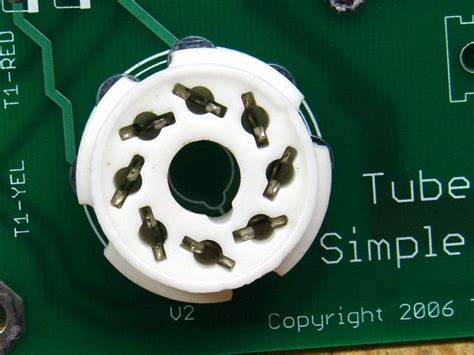 Pinout Of 9 Pin Tube Socket Ibm 5154 Ega 9 Pin D Sub Pinout Youtube