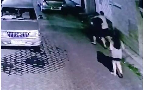 Aniaya Tetangganya Pria Di Surabaya Ini Jadi Tersangka