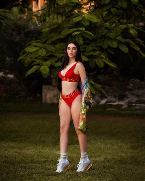 Kim Loaiza 2023 • Biografía Edad Estatura País Wiki