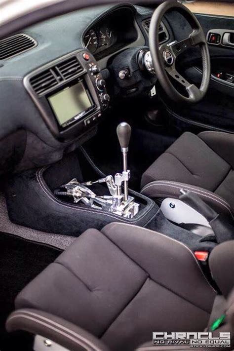 Sleek Interior Of Honda Civic Hatchback รถแต่ง รถยนต์ บีเอ็มดับเบิลยู