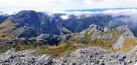 Mt Owen Via Granity Pass Hut Kahurangi National Park Nz Hiking Scenery