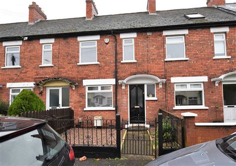 10 Ava Gardens Ormeau Road Belfast Property For Rent At Henry Graham
