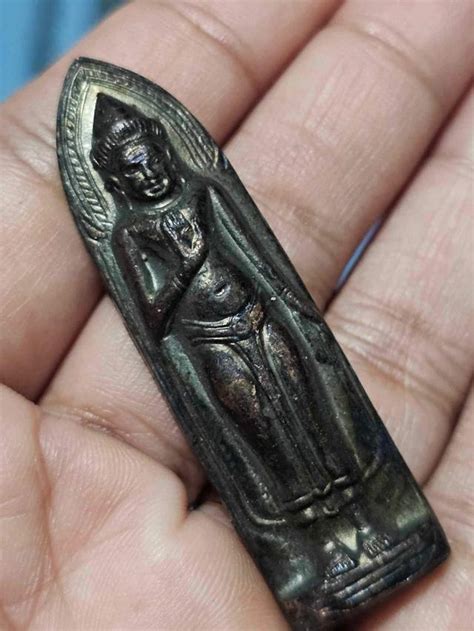 พระร่วงหลังรางปืน วัดพระธาตุดอยสุเทพ จ เชียงใหม่ ปี 2515 เนื้อทองแดง หลังเจดีย์นูน Ennxo