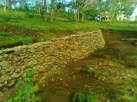 Alternative Building Construction Second Try At Dry Stack Retaining Wall