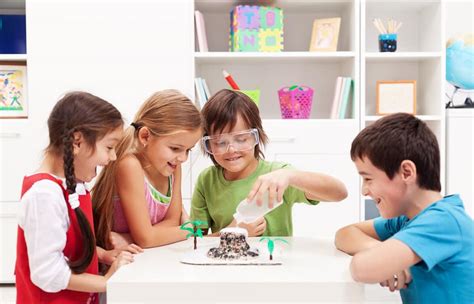 How To Facilitate Group Work In The Classroom