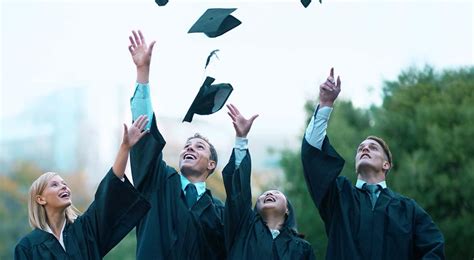 რჩევა ახალ კურსდამთავრებულებს პირველი ნაბიჯები სამუშაოს ძიებაში