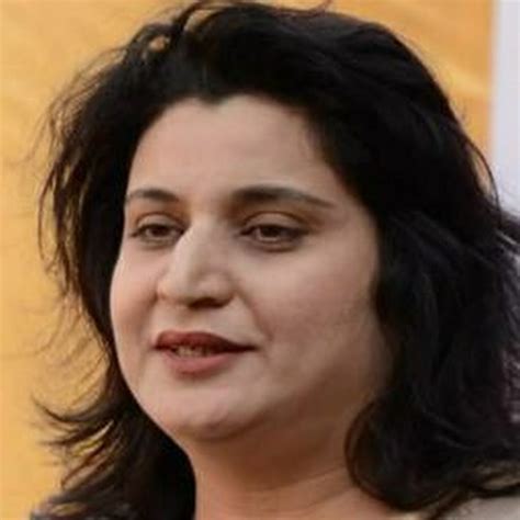 Bushra Hassaan Chaudhary Youtube