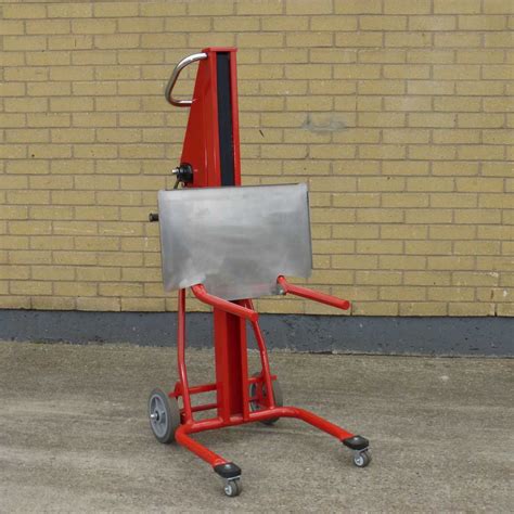 Mini Winch Stacker Pml120n Briggs Equipment Uk Ltd