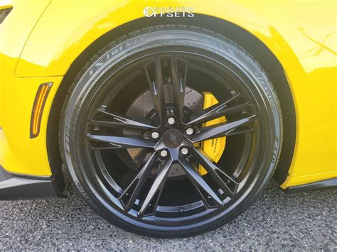 2018 Chevrolet Camaro With 20x10 23 Marquee Replica R704 And 275 35r20