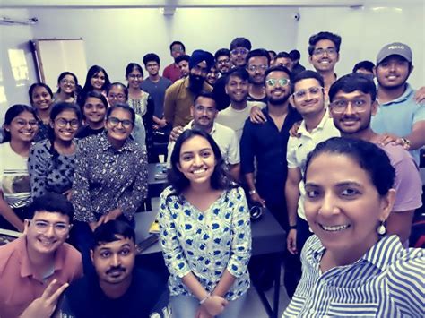 Ahmedabad Careerlauncher Cat24 Mba Sujatha Kshirsagar