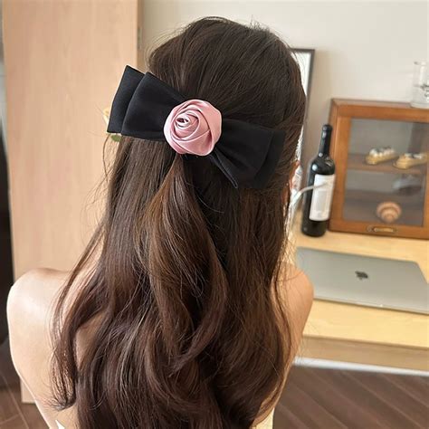 블링살롱 당일출고무배 이브닝 핑크 새틴 공단 로즈 플라워 장미꽃 블랙 리본 헤어핀