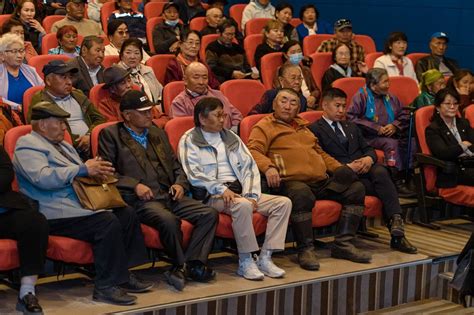 Vip76 Mn Тойргийн иргэддээ УИХ ын гишүүний ажлаа тайлагнаж иргэдийнхээ саналыг сонслоо