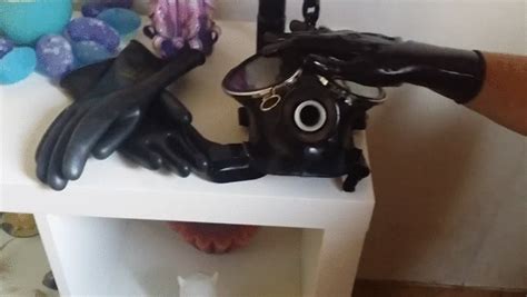 Femme Fetishist Breath Play Rubber Gloves Gas Mask Big Lenses