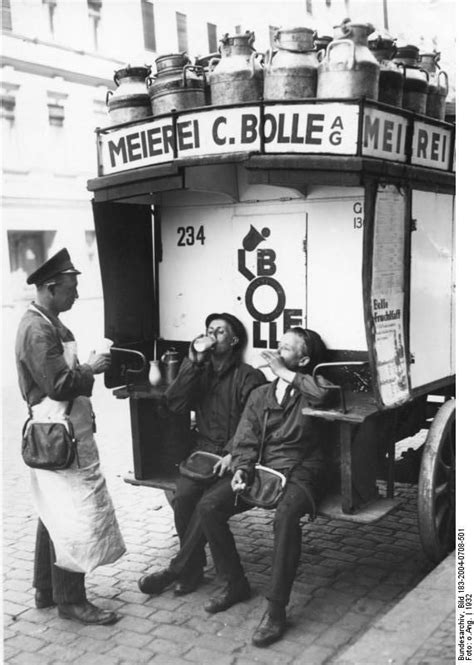 Bundesarchiv Bild 0708 501 Berlin Milch Von Bolle In Der