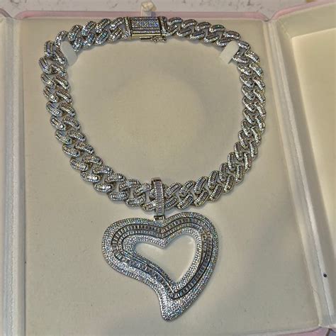 Necklaces The Pink Vault