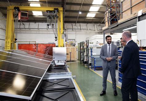 Ali Qureshi On Linkedin Floating Solar Panels Ready In First For Scotland