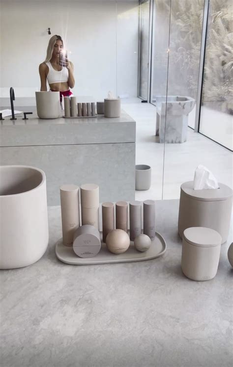 Kim Kardashian Master Bathroom