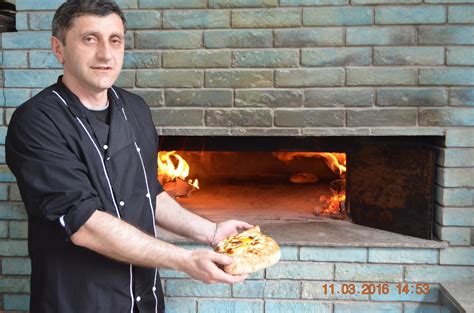 მამუკას აჭარული ხაჭაპური შეშაზე Batumi