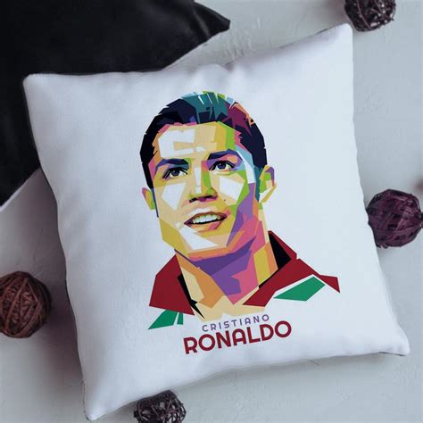 Подушка Cristiano Ronaldo — ціна 370 грн у каталозі Подушки Купити товари для дому та побуту за