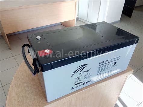 Необслуживаемая аккумуляторная батарея (VRLA) AGM RITAR RA12-260